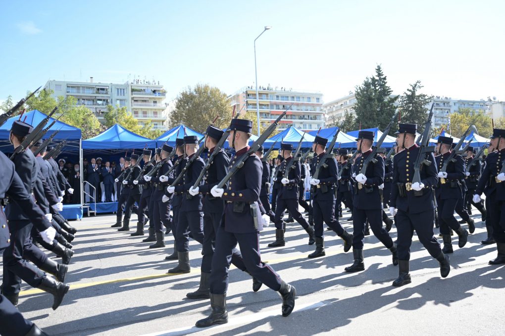 Παρουσία ΥΕΘΑ Νίκου Δένδια στην παρέλαση για την Εθνική Επέτειο της ...