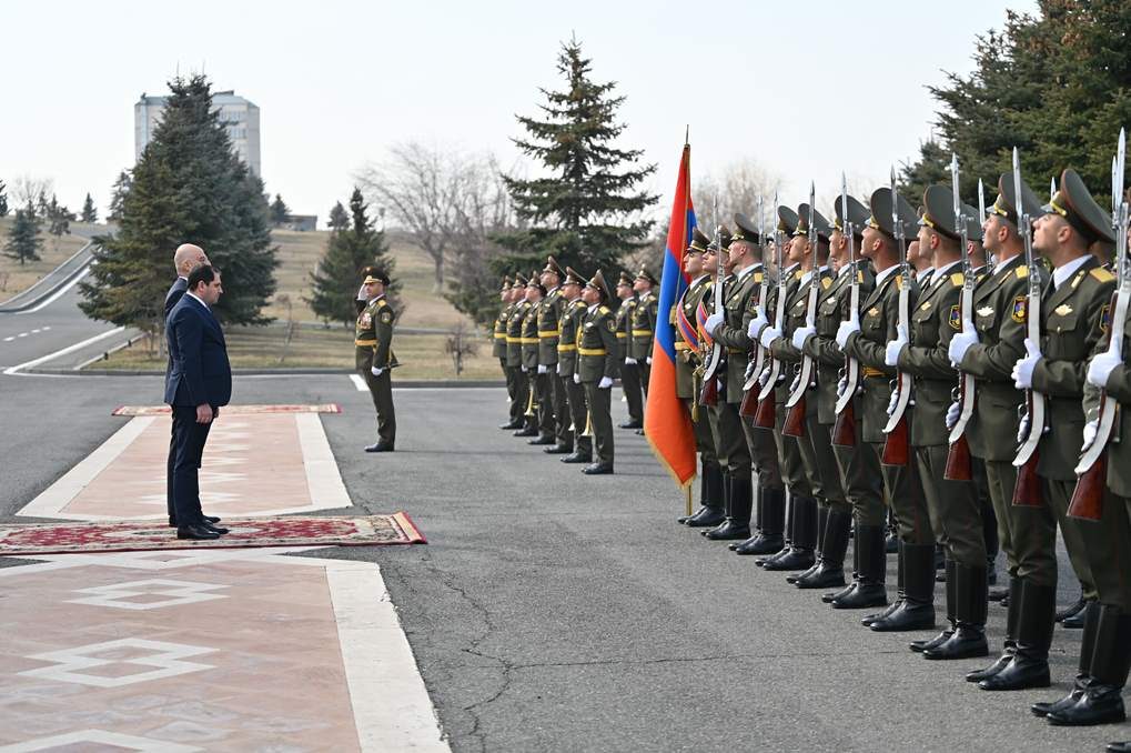 Minister of National Defence Nikos Dendias Visits Armenia - Hellenic ...