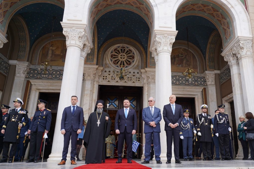 Παρουσία ΥΕΘΑ Νίκου Δένδια & Στρατιωτικής Ηγεσίας στην παρέλαση για την ...