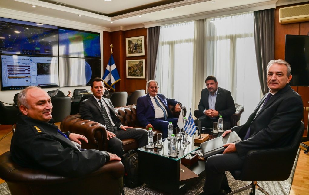 Deputy Defence Minister Nikolaos Hardalias meets with the General Director of Cypriot Defence ...