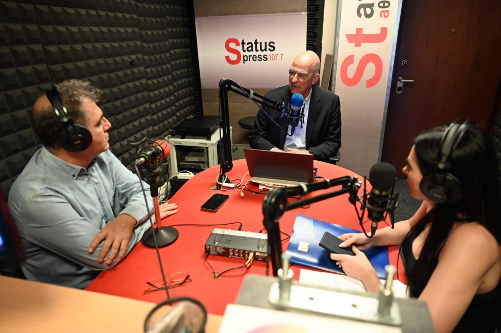 Συνέντευξη Υπουργού Εθνικής Άμυνας Νίκου Δένδια στον Ρ/Σ STATUS FM 107 ...