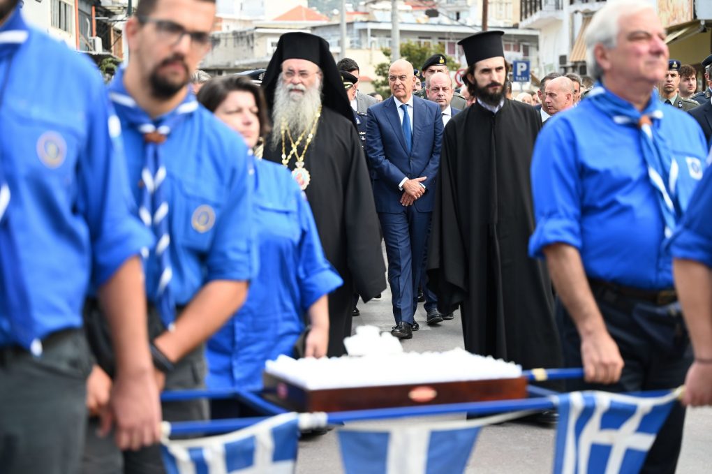 Παρουσία ΥΕΘΑ Ν. Δένδια στις τελετές στη Δράμα για την 82η επέτειο της ...