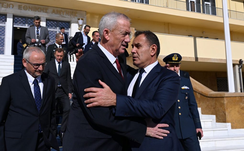 Συνάντηση ΥΕΘΑ Νικόλαου Παναγιωτόπουλου με τον Υπουργό Άμυνας του ...