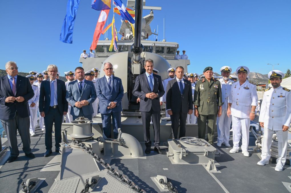 Παρουσία ΥΕΘΑ Νικόλαου Παναγιωτόπουλου στην τελετή ονοματοδοσίας του ...
