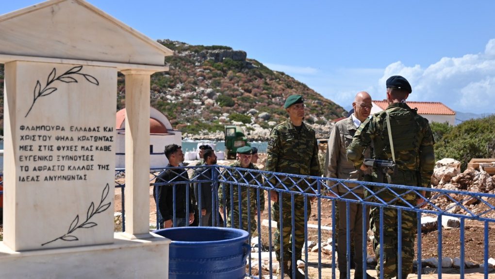 Visit of the Minister of National Defence Nikos Dendias to the ...