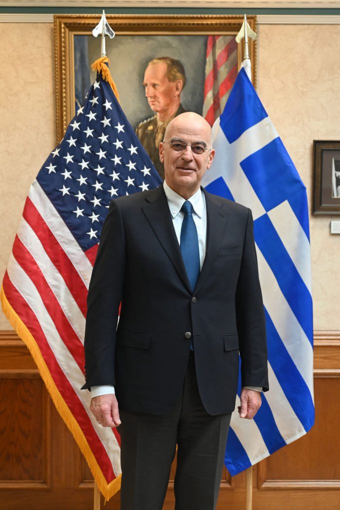 Επίσκεψη ΥΕΘΑ Νίκου Δένδια στο Πανεπιστήμιο Συστημάτων Αντιμετώπισης Μη ...