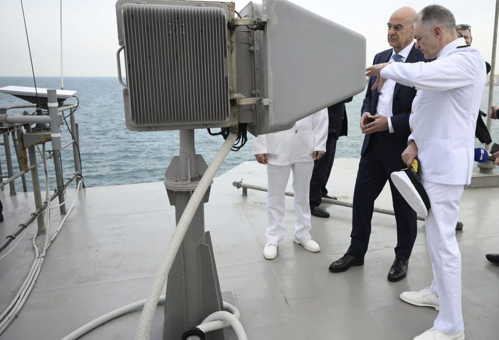 Επίσκεψη ΥΕΘΑ Ν. Δένδια στη Διεθνή Έκθεση Αμυντικού Υλικού IDEX ...