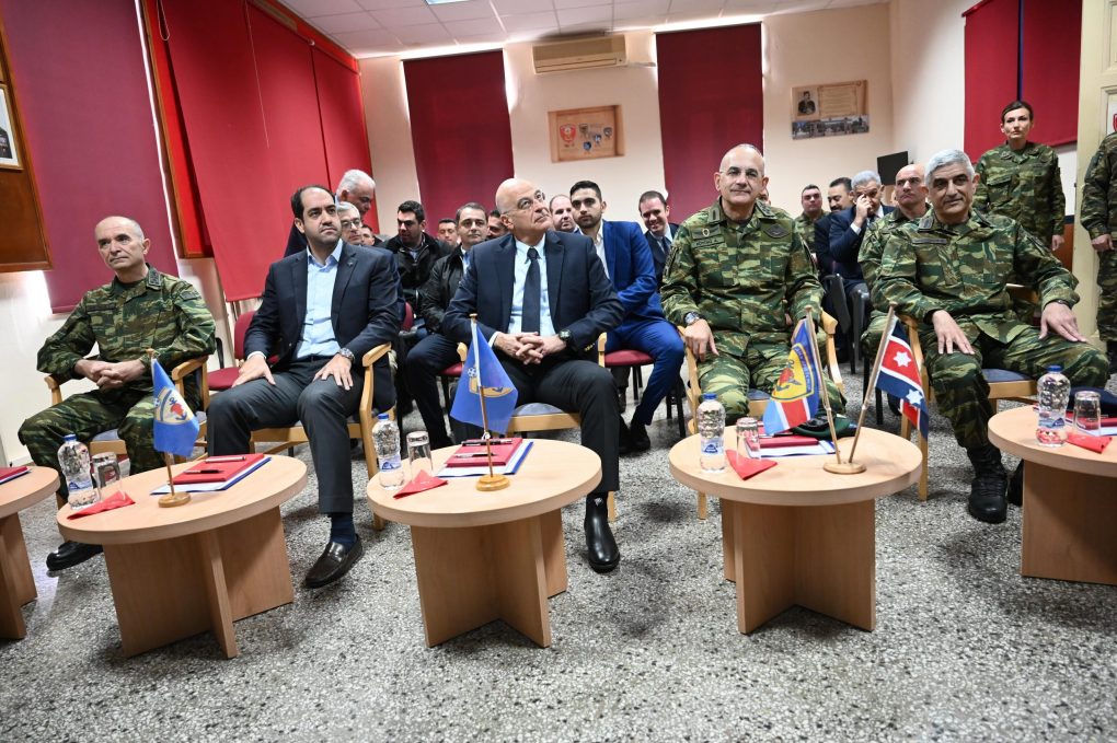 Επίσκεψη ΥΕΘΑ Νίκου Δένδια στη Σχολή Εφέδρων Αξιωματικών Πεζικού (ΣΕΑΠ ...