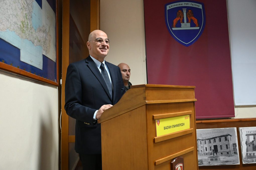 Επίσκεψη ΥΕΘΑ Νίκου Δένδια στη Σχολή Εφέδρων Αξιωματικών Πεζικού (ΣΕΑΠ ...