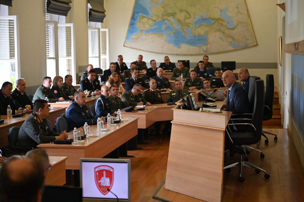 Επίσκεψη και ομιλία Υπουργού Εθνικής Άμυνας Νίκου Δένδια στη Σχολή ...