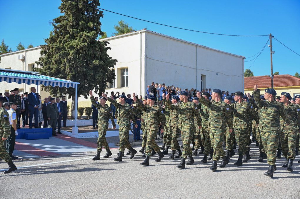 Παρουσία ΥΕΘΑ Νίκου Δένδια στην Ορκωμοσία της 2024 Ε’ ΕΣΣΟ στο ΚΕΠΒ ...