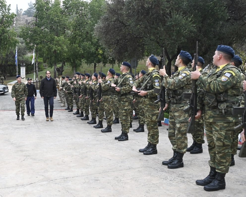Επίσκεψη ΥΦΕΘΑ Γιάννη Κεφαλογιάννη στην ΕΛΔΥΚ - Ελληνική Δημοκρατία ...