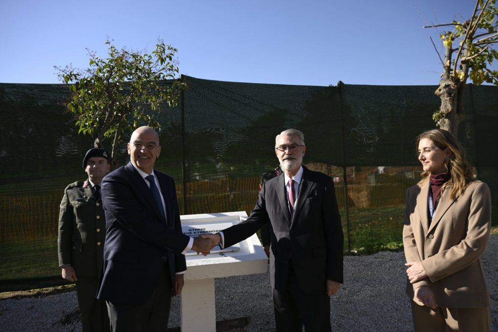 Παρουσία ΥΕΘΑ Ν. Δένδια στην τελετή θεμελίωσης του υπό ανέγερση κτιρίου ...