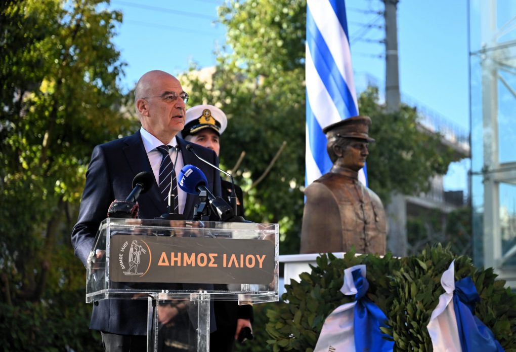 Παρουσία ΥΕΘΑ Νίκου Δένδια στα αποκαλυπτήρια της προτομής του Πλοιάρχου ...