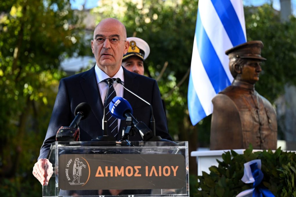 Παρουσία ΥΕΘΑ Νίκου Δένδια στα αποκαλυπτήρια της προτομής του Πλοιάρχου ...