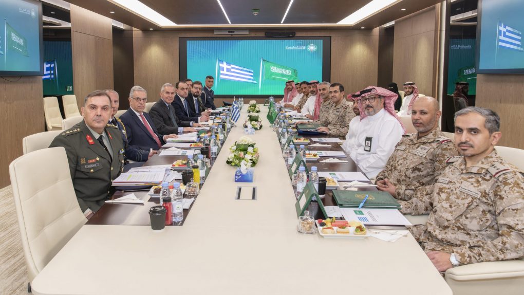 Deputy Minister of National Defence Thanasis Davakis Visits Saudi ...