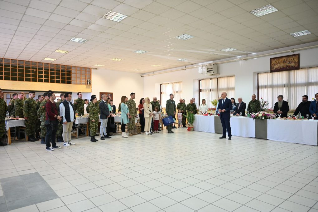 Επίσκεψη Υπουργού Εθνικής Άμυνας Νίκου Δένδια στη Λέσβο - Ελληνική ...