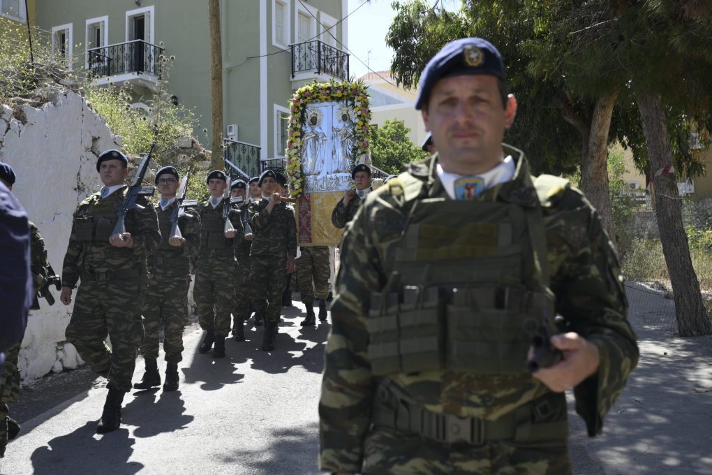 Παρουσία ΥΕΘΑ Νίκου Δένδια στον εορτασμό των Αγίων Κωνσταντίνου και ...