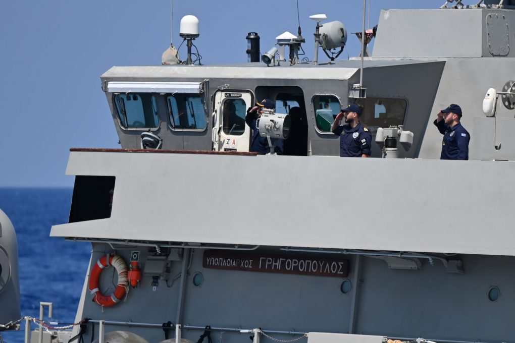 Ο ΥΕΘΑ Νίκος Δένδιας παρακολούθησε εκπαιδευτικές βολές Κ/Β ΝΔ της ...