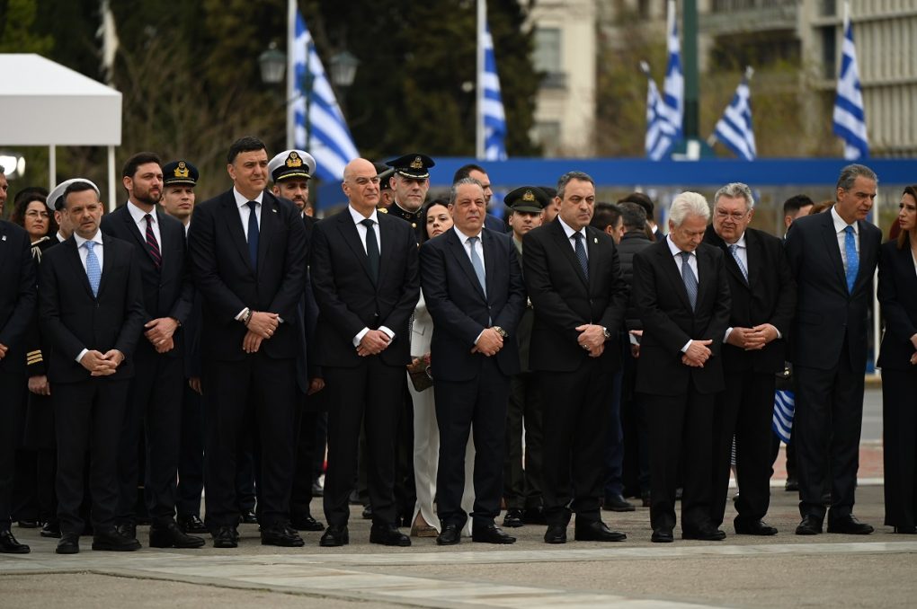 Παρουσία ΥΕΘΑ Ν. Δένδια στην παρέλαση για την Εθνική Επέτειο της 25ης ...
