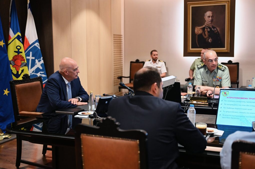 Συνάντηση του Υπουργού Εθνικής Άμυνας Ν. Δένδια με τον Υφυπουργό ...