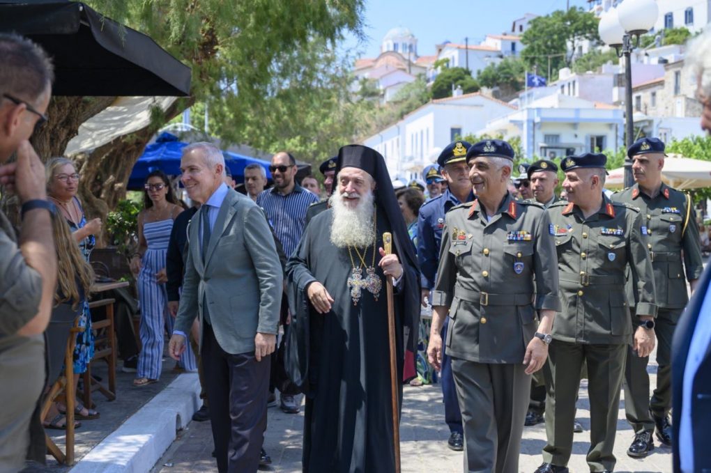 Παρουσία ΥΦΕΘΑ Θανάση Δαβάκη στην 113η επέτειο της απελευθέρωσης της ...