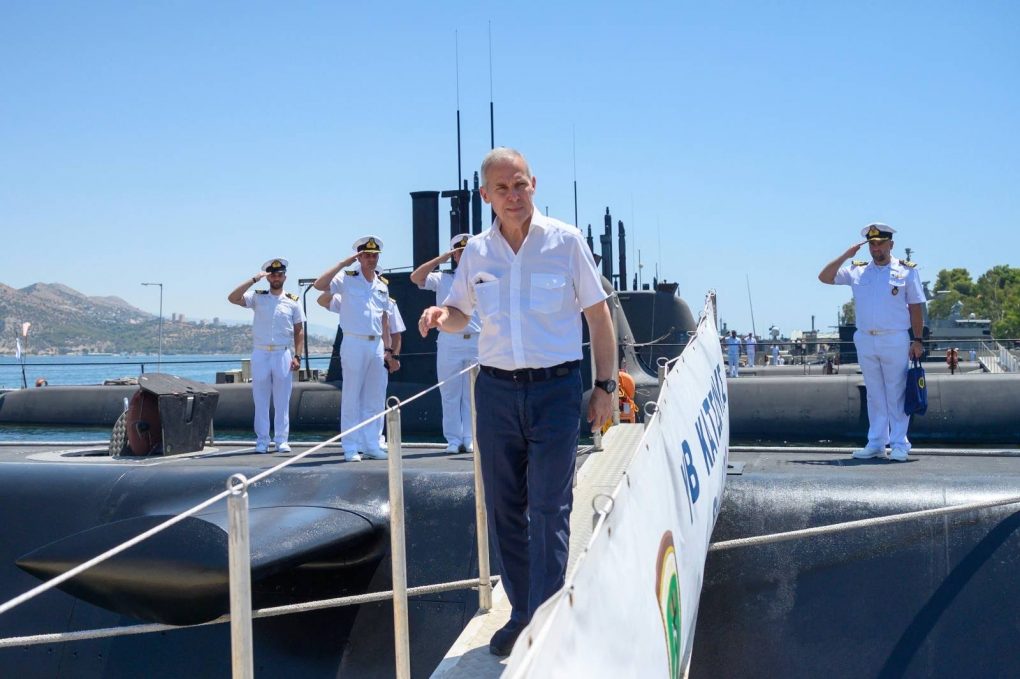 Visit of the Deputy Minister of National Defence Thanasis Davakis to ...