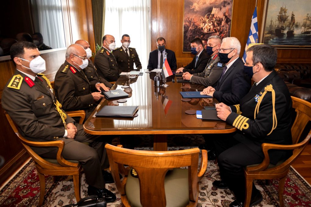 Defence Minister Nikolaos Panagiotopoulos meets Egypt's Chief of Armed ...