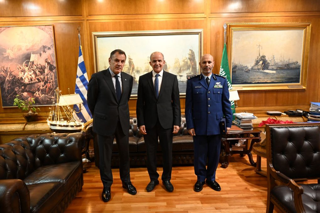 Defence Minister Nikolaos Panagiotopoulos meets the Ambassador of the ...