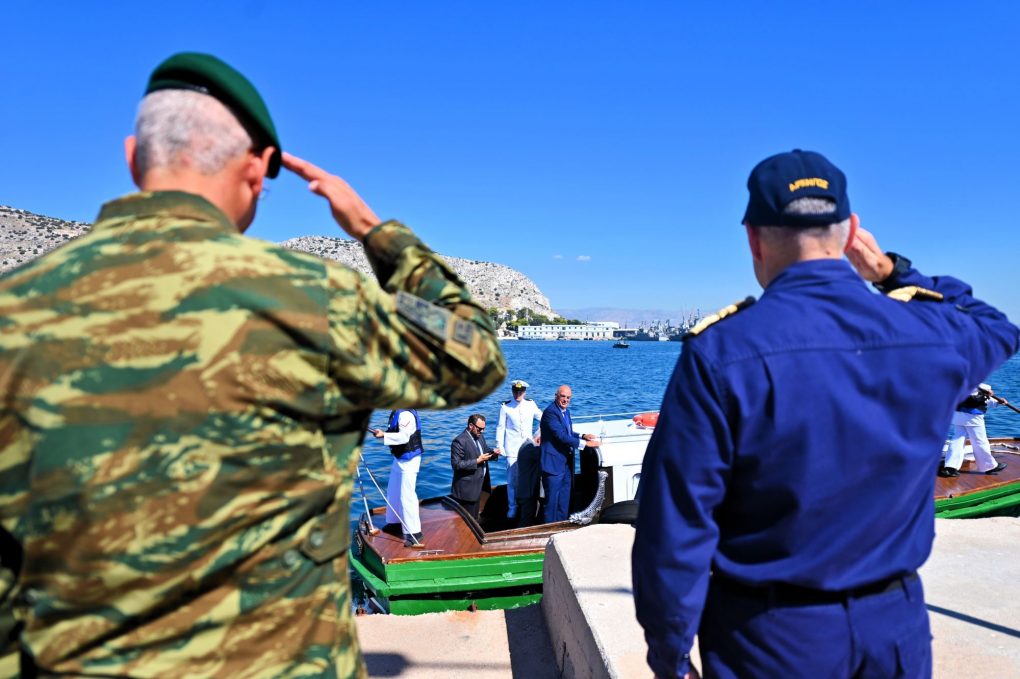 Επίσκεψη ΥΕΘΑ Νίκου Δένδια στην Φ/Γ «ΣΠΕΤΣΑΙ» πριν τον απόπλου της ...
