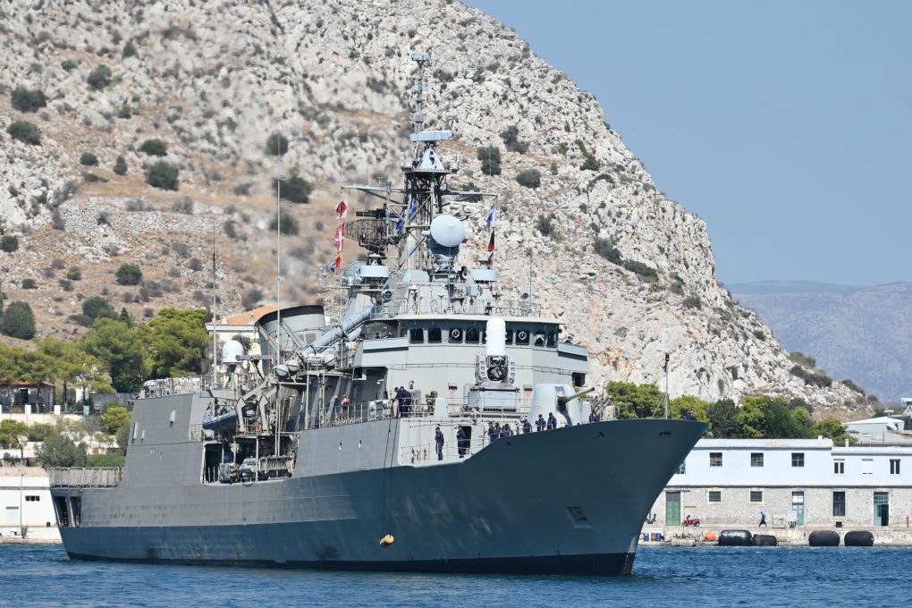 Επίσκεψη ΥΕΘΑ Νίκου Δένδια στην Φ/Γ «ΣΠΕΤΣΑΙ» πριν τον απόπλου της ...