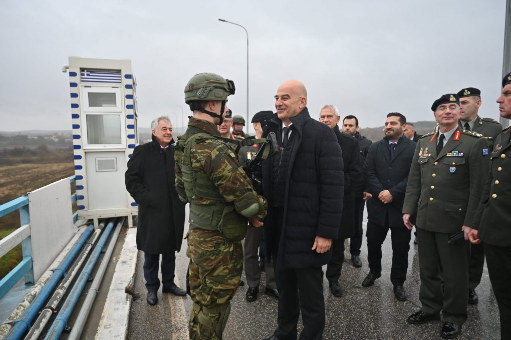 Επίσκεψη ΥΕΘΑ Νίκου Δένδια στην Αλεξανδρούπολη, στην οριογραμμή της ...