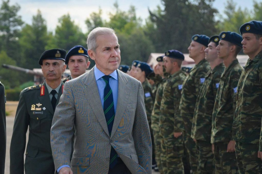 Παρουσία ΥΦΕΘΑ Θανάση Δαβάκη στην Ορκωμοσία των νεοκαταταγέντων ...