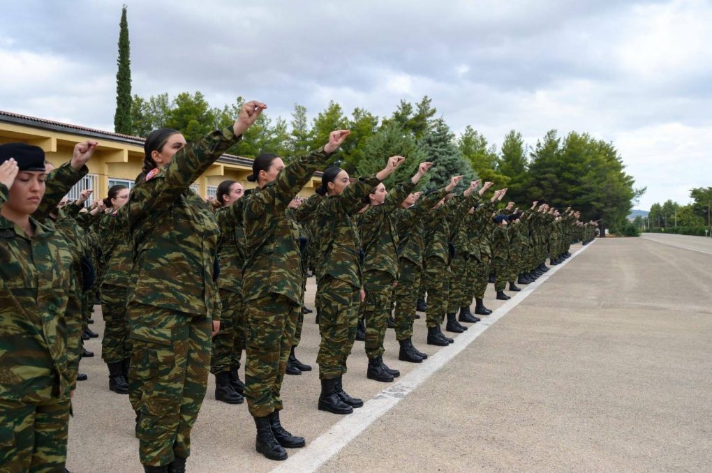 Παρουσία ΥΦΕΘΑ Θανάση Δαβάκη στην Ορκωμοσία των νεοκαταταγέντων ...