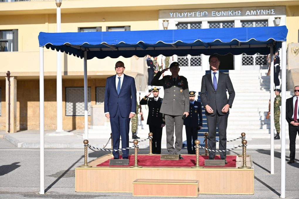 Συνάντηση ΥΕΘΑ Νίκου Δένδια με τον Γ.Γ. του ΝΑΤΟ Μαρκ Ρούτε στο ...