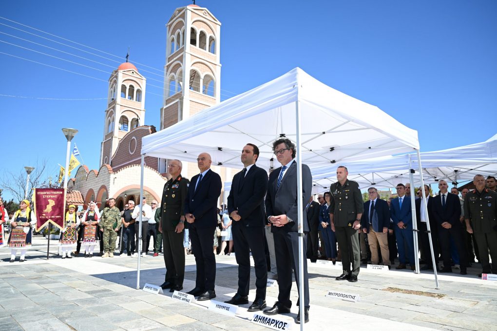 Παρουσία ΥΕΘΑ Νίκου Δένδια στα αποκαλυπτήρια Μνημείου Πεσόντων στη Μάχη ...