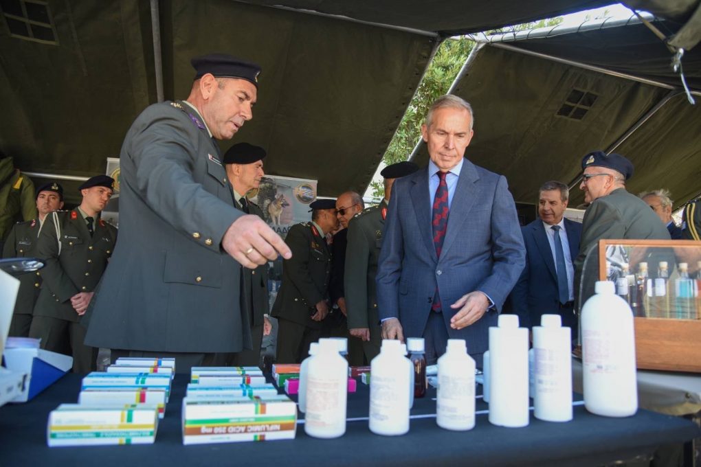 Παρουσία ΥΦΕΘΑ Θανάση Δαβάκη στην εκδήλωση για την 70η Επέτειο από την ...