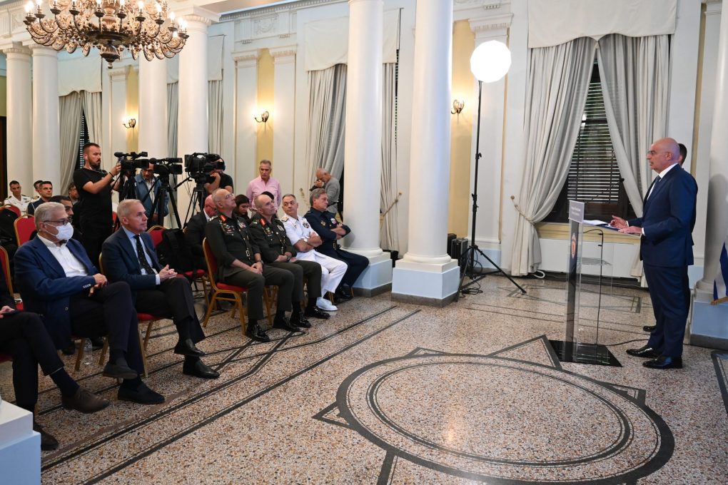 Παρουσίαση του Σ/Ν με τίτλο «Χάρτης μετάβασης των Ενόπλων Δυνάμεων στη ...