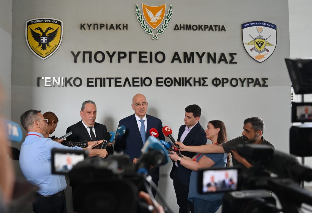 Επίσκεψη ΥΕΘΑ Ν. Δένδια στην Κύπρο όπου έγινε δεκτός από τον Πρόεδρο ...