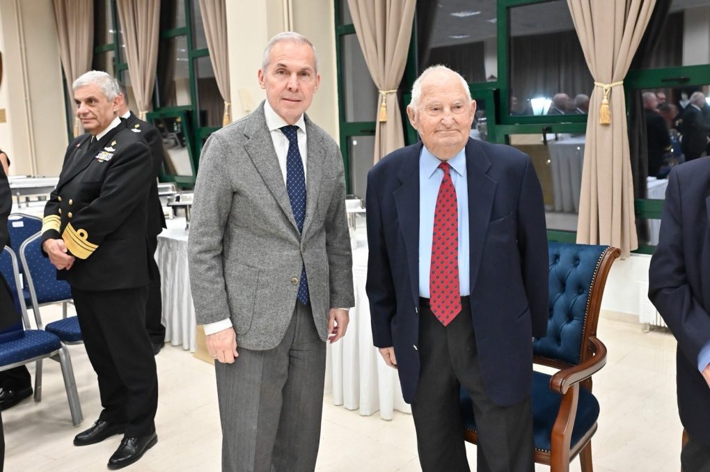 Παρουσία ΥΦΕΘΑ Θανάση Δαβάκη στην επετειακή εκδήλωση για τα 180 χρόνια ...