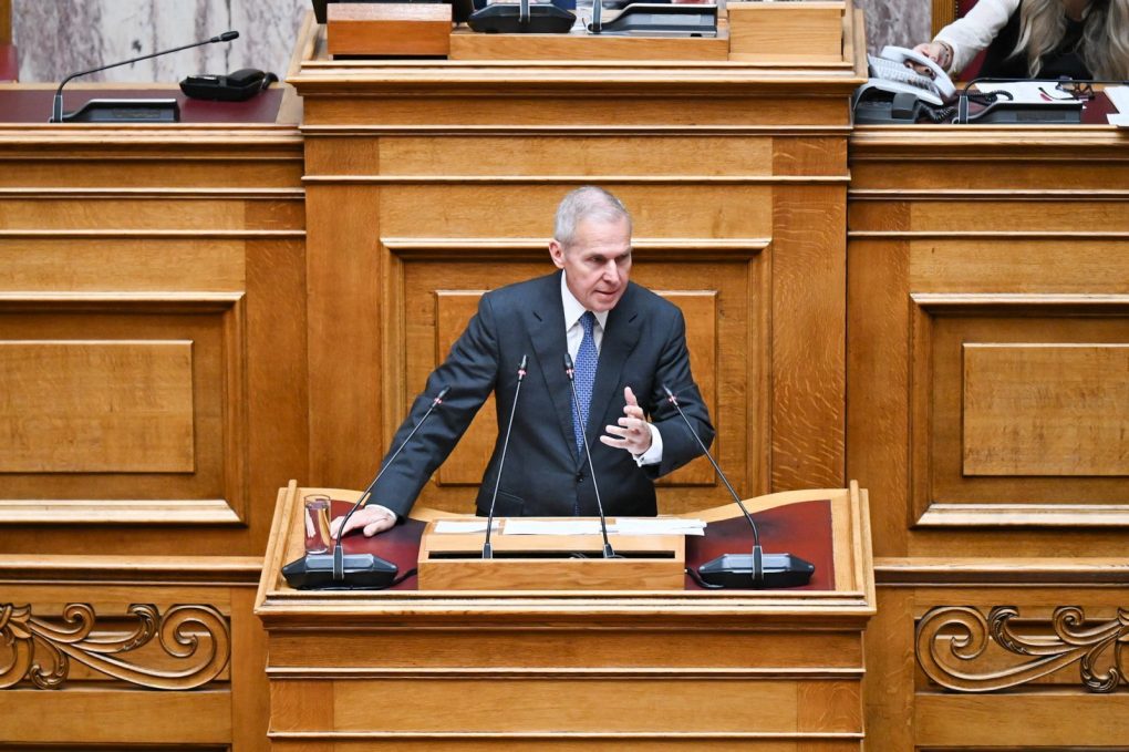 Παρέμβαση Υφυπουργού Εθνικής Άμυνας Θανάση Δαβάκη στην Ολομέλεια της ...