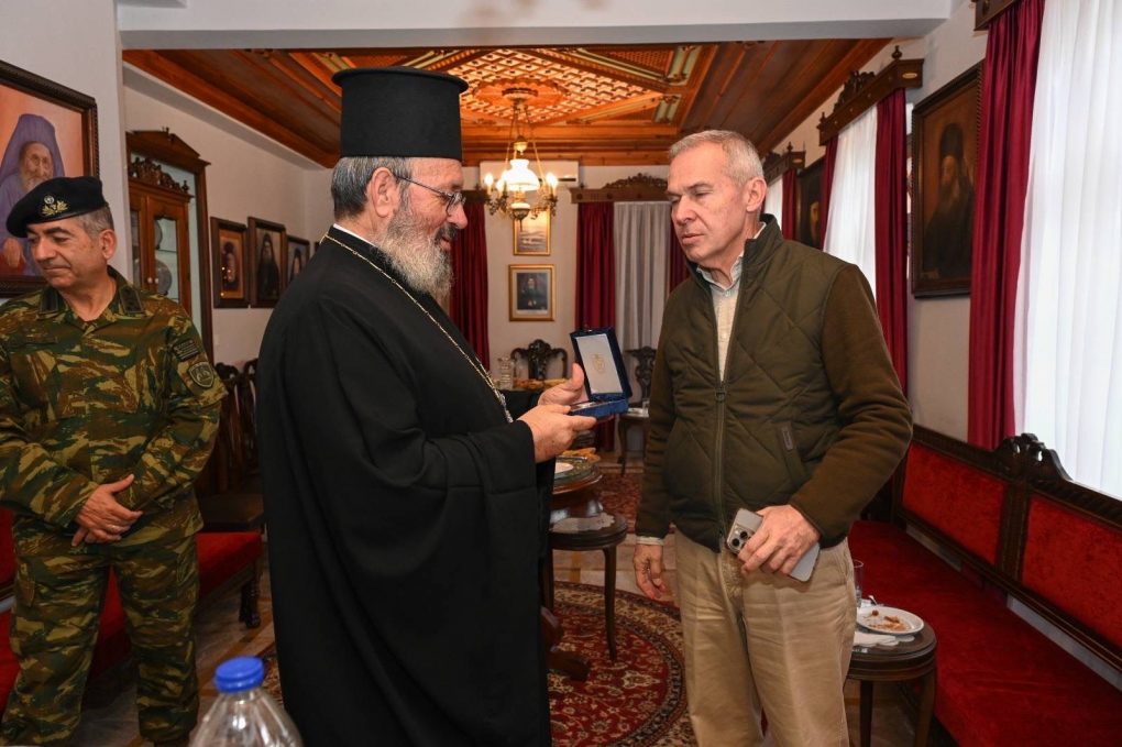 Περιοδεία ΥΦΕΘΑ Θανάση Δαβάκη σε Μονάδες και Επιτηρητικά Φυλάκια της ...